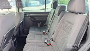 Volkswagen Touran 2006 Rīga, ar dzinēja tilpumu 2.00 L un nobraukumu 435 tūkst. km par 700 €, foto 9 vietnē AUTOMOTO.COM.LV