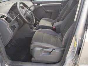 Volkswagen Touran 2006 Ogre, ar dzinēja tilpumu 1.90 L un nobraukumu 396 tūkst. km par 1750 €, foto 6 vietnē AUTOMOTO.COM.LV