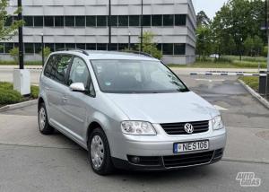 Volkswagen Touran 2006 in Vilnius, with an engine capacity of 1.90 L and mileage of 285 thousand km for 2900 €, photo 4 on AUTOMOTO.COM.LV