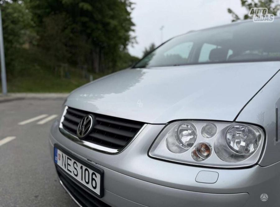Volkswagen Touran 2006 in Vilnius, with an engine capacity of 1.90 L and mileage of 285 thousand km for 2900 €, photo 8 on AUTOMOTO.COM.LV