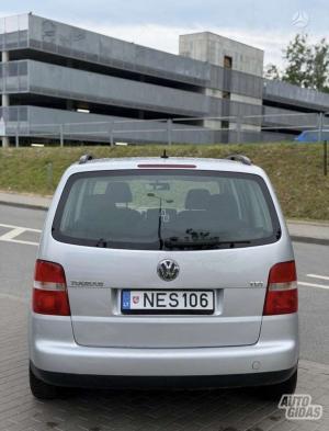 Volkswagen Touran 2006 in Vilnius, with an engine capacity of 1.90 L and mileage of 285 thousand km for 2900 €, photo 11 on AUTOMOTO.COM.LV