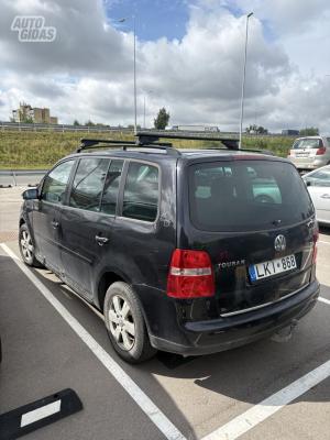 Volkswagen Touran 2006 Kauņa, ar dzinēja tilpumu 1.90 L un nobraukumu 300 tūkst. km par 600 €, foto 4 vietnē AUTOMOTO.COM.LV