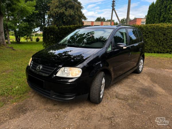 Volkswagen Touran 2006 in Klaipeda, with an engine capacity of 1.90 L and mileage of 258 thousand km for 2550 €, photo 1 on AUTOMOTO.COM.LV