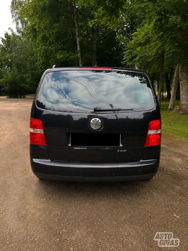 Volkswagen Touran 2006 in Klaipeda, with an engine capacity of 1.90 L and mileage of 258 thousand km for 2550 €, photo 3 on AUTOMOTO.COM.LV