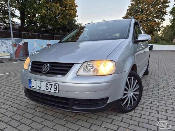 Volkswagen Touran 2006 in Jurbarkas on AUTOMOTO.COM.LV Volkswagen Touran 2006 in Jurbarkas, with an engine capacity of 1.90 L and mileage of 236 thousand km for 1950 €, photo 1 on AUTOMOTO.COM.LV