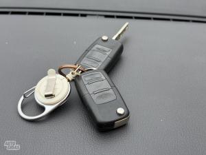 Volkswagen Touran 2006 Kauņa, ar dzinēja tilpumu 1.90 L un nobraukumu 361 tūkst. km par 3000 €, foto 19 vietnē AUTOMOTO.COM.LV