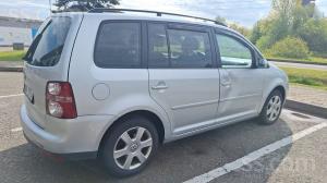 Volkswagen Touran 2007 Rīga, ar dzinēja tilpumu 1.90 L un nobraukumu 345 tūkst. km par 1700 €, foto 4 vietnē AUTOMOTO.COM.LV