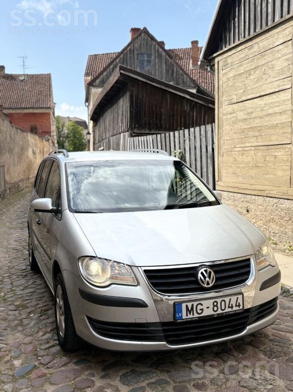 Volkswagen Touran 2007 Kuldīga, ar dzinēja tilpumu 1.90 L un nobraukumu 0 tūkst. km par 2600 €, foto 4 vietnē AUTOMOTO.COM.LV