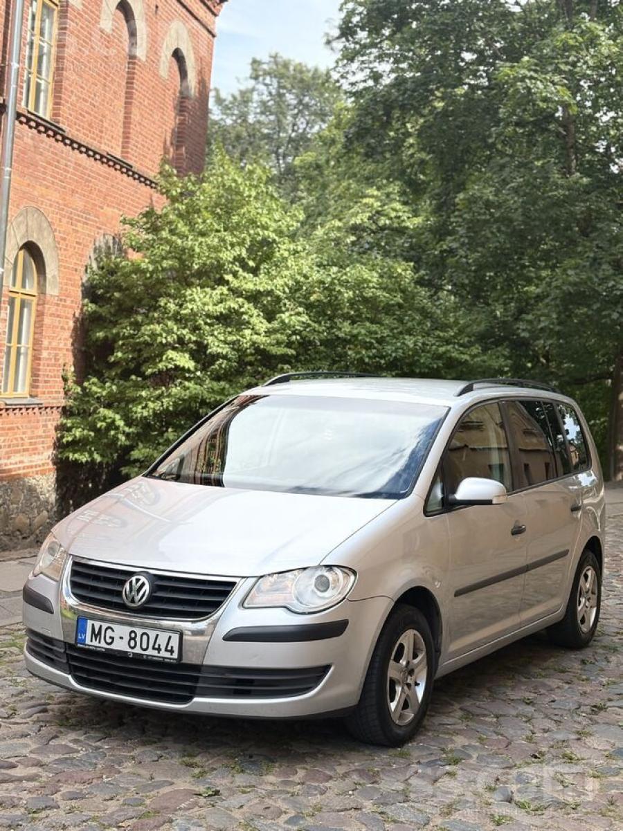 Volkswagen Touran 2007 Kuldīga, ar dzinēja tilpumu 1.90 L un nobraukumu 0 tūkst. km par 2600 €, foto 7 vietnē AUTOMOTO.COM.LV