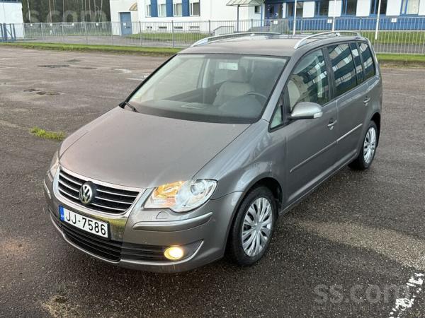Volkswagen Touran 2007 in Jelgava, with an engine capacity of 1.90 L and mileage of 362 thousand km for 1700 €, photo 3 on AUTOMOTO.COM.LV