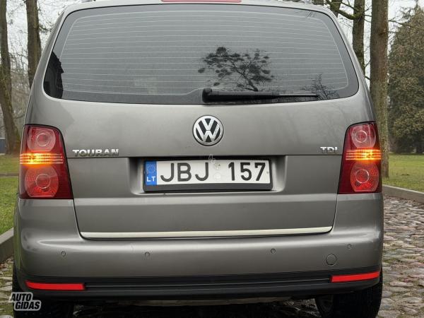 Volkswagen Touran 2007 Kauņa, ar dzinēja tilpumu 1.90 L un nobraukumu 240 tūkst. km par 2899 €, foto 4 vietnē AUTOMOTO.COM.LV
