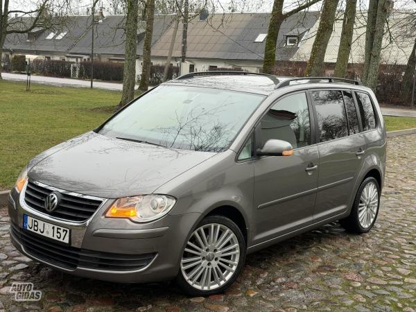 Volkswagen Touran 2007 Kauņa, ar dzinēja tilpumu 1.90 L un nobraukumu 240 tūkst. km par 2899 €, foto 5 vietnē AUTOMOTO.COM.LV