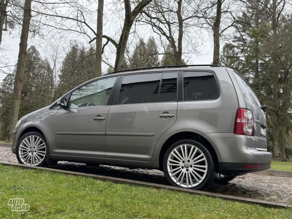 Volkswagen Touran 2007 Kauņa, ar dzinēja tilpumu 1.90 L un nobraukumu 240 tūkst. km par 2899 €, foto 7 vietnē AUTOMOTO.COM.LV