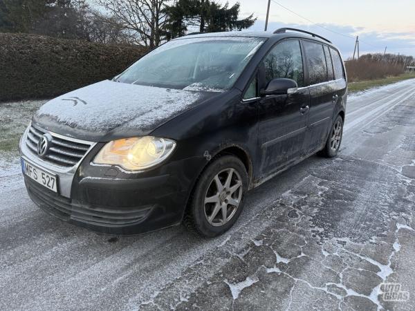 Volkswagen Touran 2007 Radviliškis, ar dzinēja tilpumu 1.90 L un nobraukumu 315 tūkst. km par 550 €, foto 1 vietnē AUTOMOTO.COM.LV