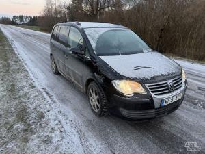 Volkswagen Touran 2007 Radviliškis, ar dzinēja tilpumu 1.90 L un nobraukumu 315 tūkst. km par 550 €, foto 3 vietnē AUTOMOTO.COM.LV