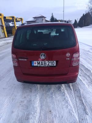 Volkswagen Touran 2007 Viļņa, ar dzinēja tilpumu 1.40 L un nobraukumu 203 tūkst. km par 2790 €, foto 3 vietnē AUTOMOTO.COM.LV