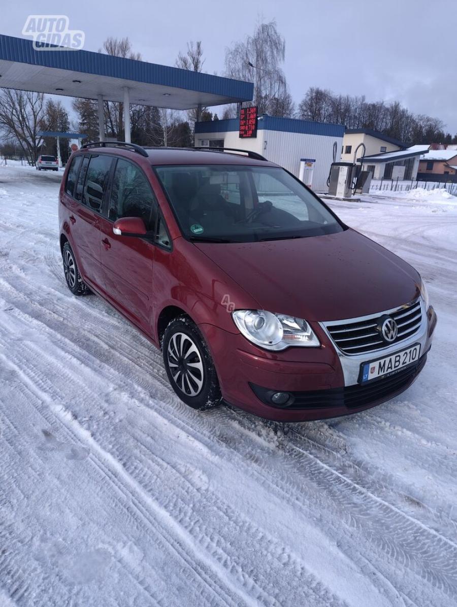 Volkswagen Touran 2007 Viļņa, ar dzinēja tilpumu 1.40 L un nobraukumu 203 tūkst. km par 2790 €, foto 10 vietnē AUTOMOTO.COM.LV