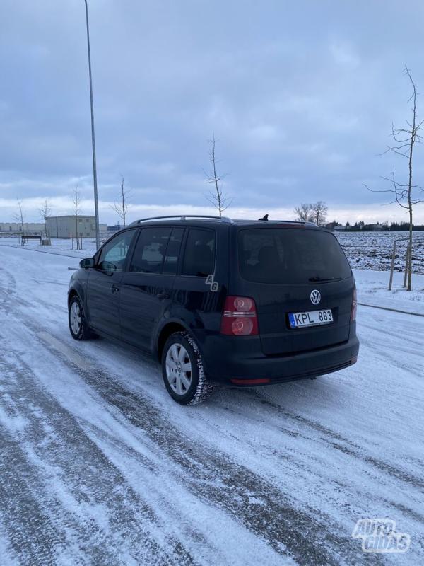 Volkswagen Touran 2007 in Marijampole, with an engine capacity of 2.00 L and mileage of 353 thousand km for 2750 €, photo 5 on AUTOMOTO.COM.LV
