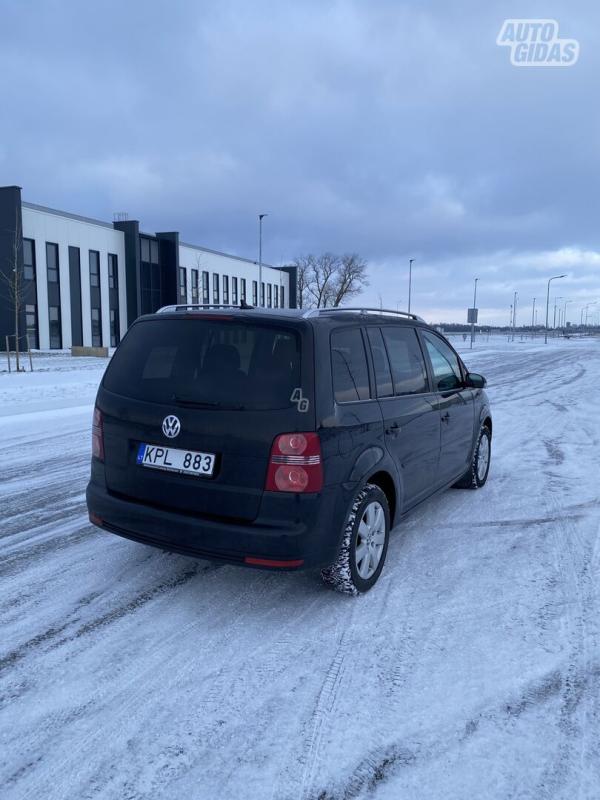 Volkswagen Touran 2007 in Marijampole, with an engine capacity of 2.00 L and mileage of 353 thousand km for 2750 €, photo 7 on AUTOMOTO.COM.LV