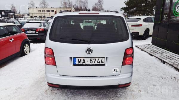 Volkswagen Touran 2007 in Riga, with an engine capacity of 1.90 L and mileage of 349 thousand km for 2800 €, photo 6 on AUTOMOTO.COM.LV