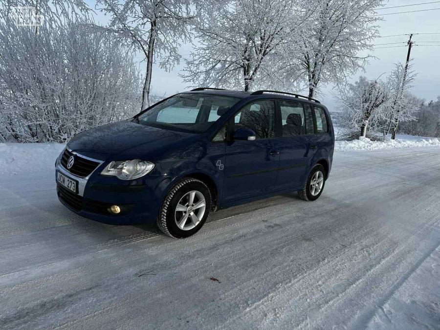 Volkswagen Touran 2007 Telšiai, ar dzinēja tilpumu 1.90 L un nobraukumu 290 tūkst. km par 1850 €, foto 1 vietnē AUTOMOTO.COM.LV