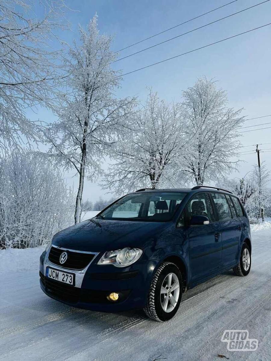 Volkswagen Touran 2007 Telšiai, ar dzinēja tilpumu 1.90 L un nobraukumu 290 tūkst. km par 1850 €, foto 16 vietnē AUTOMOTO.COM.LV