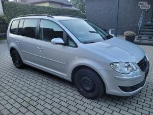 Volkswagen Touran 2007 in Vilkaviskis, with an engine capacity of 1.60 L and mileage of 200 thousand km for 2950 €, photo 3 on AUTOMOTO.COM.LV