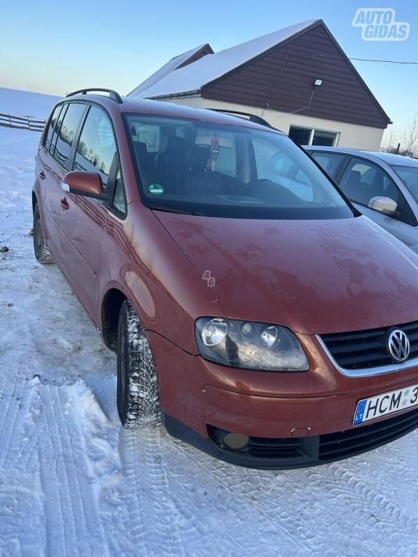Volkswagen Touran 2007 Prienai, ar dzinēja tilpumu 1.90 L un nobraukumu 3001 tūkst. km par 900 €, foto 3 vietnē AUTOMOTO.COM.LV