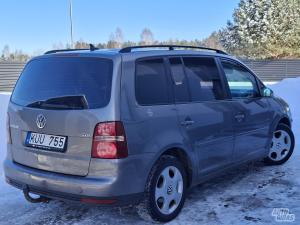 Volkswagen Touran 2007 Šilutė, ar dzinēja tilpumu 1.90 L un nobraukumu 370 tūkst. km par 1700 €, foto 4 vietnē AUTOMOTO.COM.LV