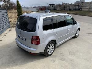 Volkswagen Touran 2007 Kauņa, ar dzinēja tilpumu 1.90 L un nobraukumu 237 tūkst. km par 2750 €, foto 4 vietnē AUTOMOTO.COM.LV