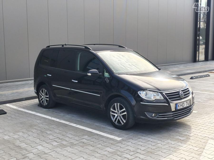 Volkswagen Touran 2007 in Vilnius, with an engine capacity of 1.90 L and mileage of 313 thousand km for 2450 €, photo 7 on AUTOMOTO.COM.LV
