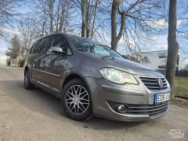 Volkswagen Touran 2007 Kauņa, ar dzinēja tilpumu 1.90 L un nobraukumu 356 tūkst. km par 1850 €, foto 2 vietnē AUTOMOTO.COM.LV
