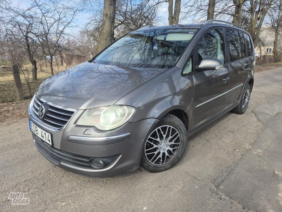 Volkswagen Touran 2007 in Kaunas, with an engine capacity of 1.90 L and mileage of 356 thousand km for 1850 €, photo 17 on AUTOMOTO.COM.LV
