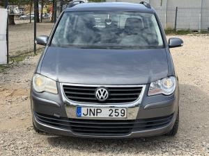 Volkswagen Touran 2007 in Vilnius, with an engine capacity of 2.00 L and mileage of 292 thousand km for 1400 €, photo 7 on AUTOMOTO.COM.LV