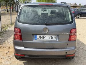 Volkswagen Touran 2007 in Vilnius, with an engine capacity of 2.00 L and mileage of 292 thousand km for 1400 €, photo 9 on AUTOMOTO.COM.LV