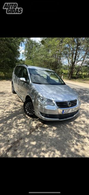 Volkswagen Touran 2007 Kauņa, ar dzinēja tilpumu 2.00 L un nobraukumu 340 tūkst. km par 1600 €, foto 4 vietnē AUTOMOTO.COM.LV