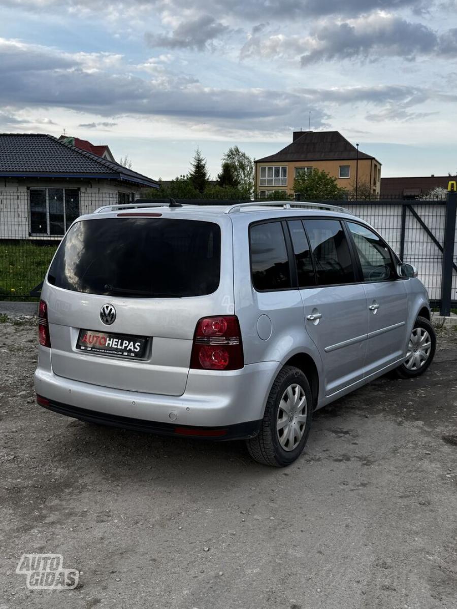 Volkswagen Touran 2007 Klaipėda, ar dzinēja tilpumu 2.00 L un nobraukumu 277 tūkst. km par 2999 €, foto 7 vietnē AUTOMOTO.COM.LV