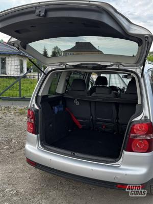 Volkswagen Touran 2007 Klaipėda, ar dzinēja tilpumu 2.00 L un nobraukumu 277 tūkst. km par 2999 €, foto 18 vietnē AUTOMOTO.COM.LV