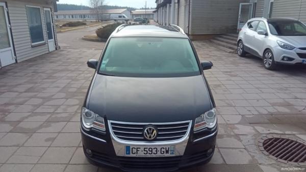 Volkswagen Touran 2007 Viļņa, ar dzinēja tilpumu 2.00 L un nobraukumu 251 tūkst. km par 4550 €, foto 1 vietnē AUTOMOTO.COM.LV