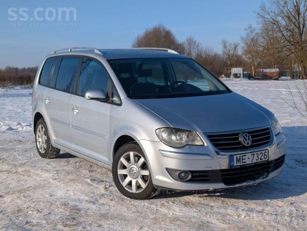 Volkswagen Touran 2007 in Riga, with an engine capacity of 2.00 L and mileage of 274 thousand km for 2500 €, photo 5 on AUTOMOTO.COM.LV