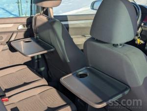 Volkswagen Touran 2007 Rīga, ar dzinēja tilpumu 2.00 L un nobraukumu 274 tūkst. km par 2500 €, foto 14 vietnē AUTOMOTO.COM.LV