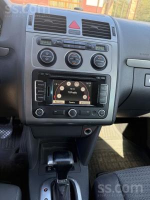 Volkswagen Touran 2007 in Jelgava, with an engine capacity of 2.00 L and mileage of 409 thousand km for 2650 €, photo 11 on AUTOMOTO.COM.LV