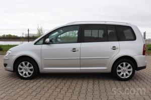 Volkswagen Touran 2007 Rīga, ar dzinēja tilpumu 2.00 L un nobraukumu 259 tūkst. km par 3750 €, foto 13 vietnē AUTOMOTO.COM.LV