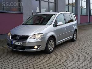 Volkswagen Touran 2007 in Riga, with an engine capacity of 2.00 L and mileage of 303 thousand km for 2690 €, photo  on AUTOMOTO.COM.LV