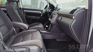 Фольксваген Туран 2007 в Рига, объемом двигателя 1.90 л и пробегом 349 тыс. км за 2800 €, фото 11 на AUTOMOTO.COM.LV