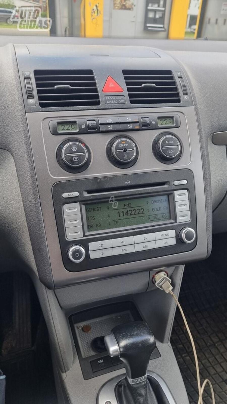 Volkswagen Touran 2007 Kauņa, ar dzinēja tilpumu 1.90 L un nobraukumu 435 tūkst. km par 900 €, foto 10 vietnē AUTOMOTO.COM.LV