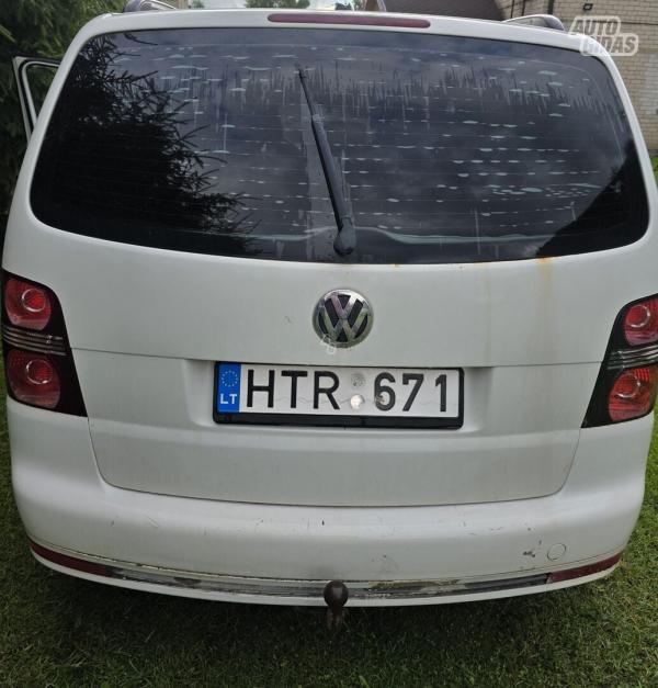 Volkswagen Touran 2007 Ukmergė, ar dzinēja tilpumu 1.90 L un nobraukumu 4 tūkst. km par 900 €, foto 4 vietnē AUTOMOTO.COM.LV