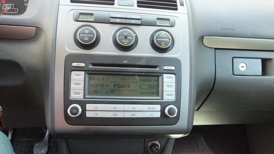 Volkswagen Touran 2007 Viļņa, ar dzinēja tilpumu 1.90 L un nobraukumu 269 tūkst. km par 3750 €, foto 13 vietnē AUTOMOTO.COM.LV