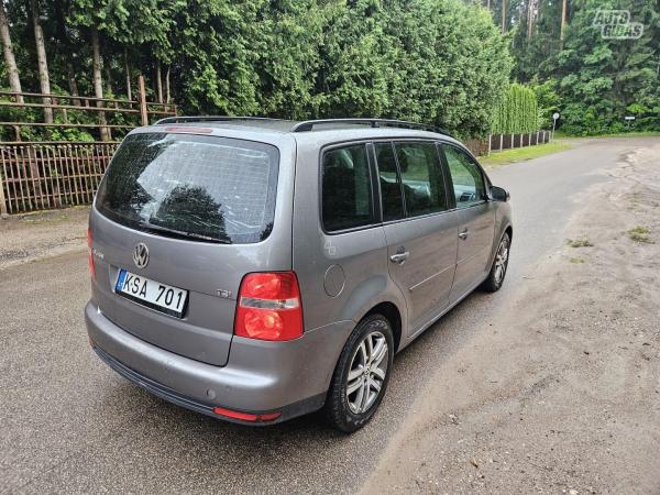 Volkswagen Touran 2007 Prienai, ar dzinēja tilpumu 1.40 L un nobraukumu 280 tūkst. km par 1250 €, foto 5 vietnē AUTOMOTO.COM.LV