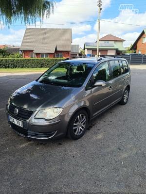 Volkswagen Touran 2007 Jonava, ar dzinēja tilpumu 1.40 L un nobraukumu 285 tūkst. km par 1450 €, foto  vietnē AUTOMOTO.COM.LV